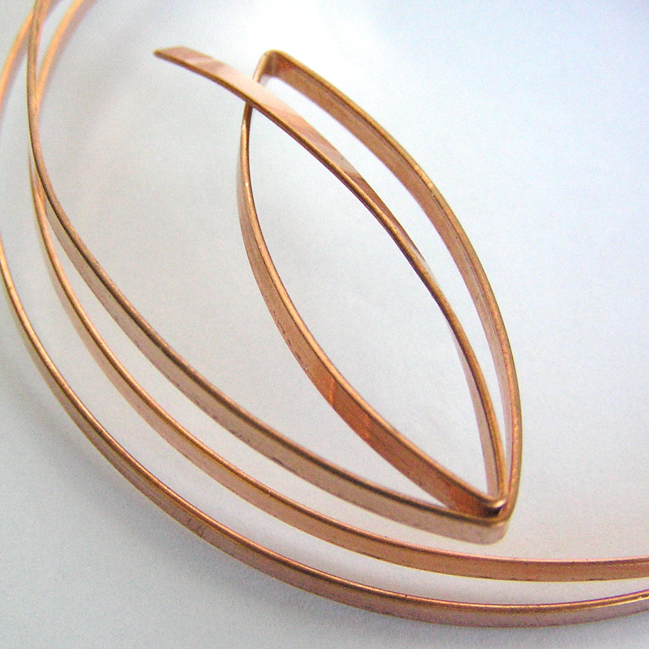 Free Pattern: Sketch Style Wire Leaf | Jewelry Making Blog ...